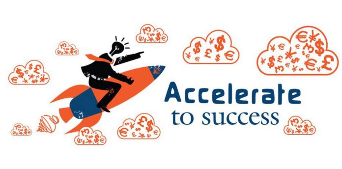 Accelerator là gì? Phân biệt với vườn ươm doanh nghiệp